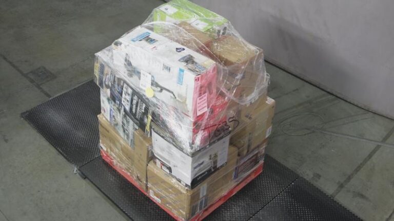 Flipping Pallets: How To Make Money Selling Liquidation Pallets