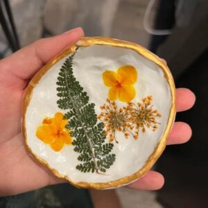 DIY Aesthetic Crafts For Adults To Do When Bored - Easy, Cute & Trending