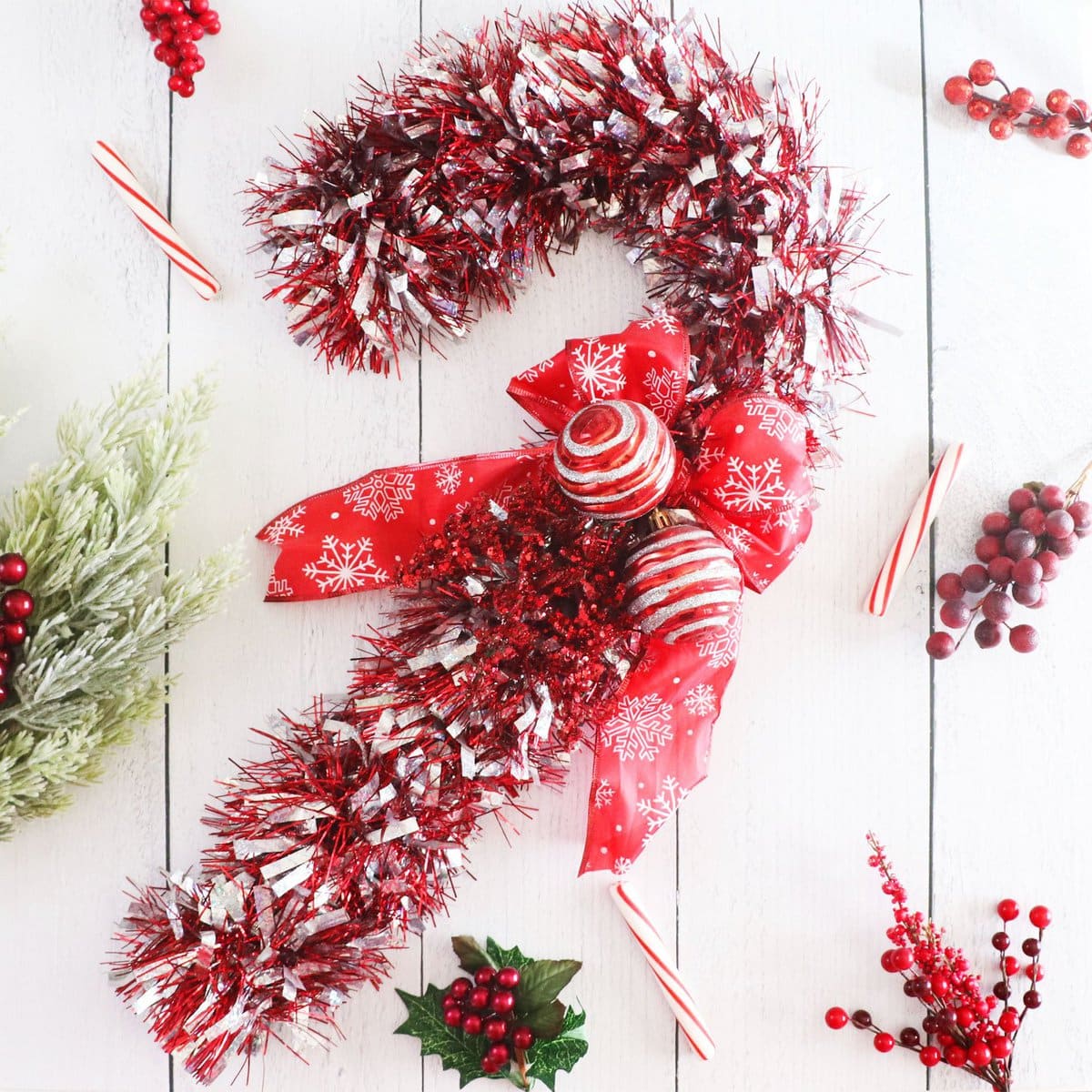 30 Top Dollar Store Christmas Crafts To Brighten Your Holiday