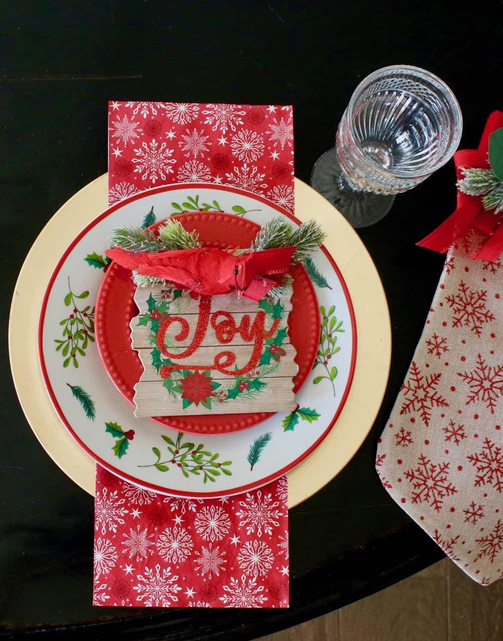 30 Top Dollar Store Christmas Crafts To Brighten Your Holiday