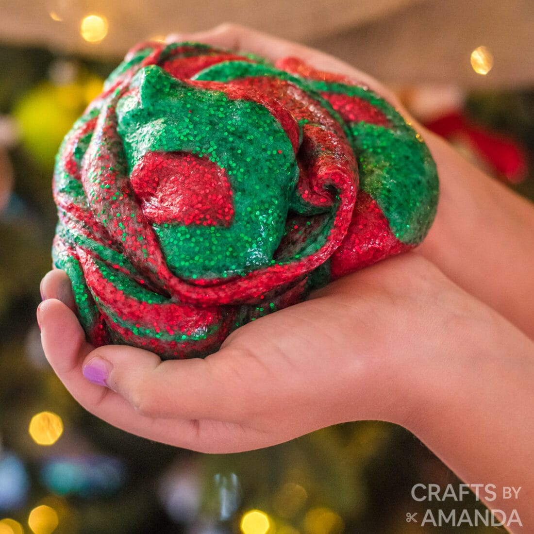 25 Super Fun And Easy Christmas Crafts For Kids