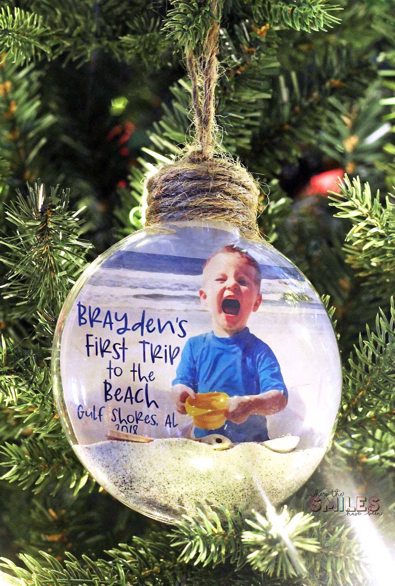 31 Simple And Easy DIY Christmas Ornaments To Make For Home Decor Or Gifts