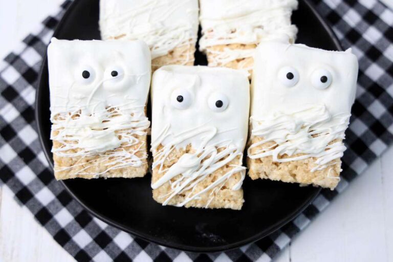31+ Fun And Spooky Halloween Treats To Make With Kids